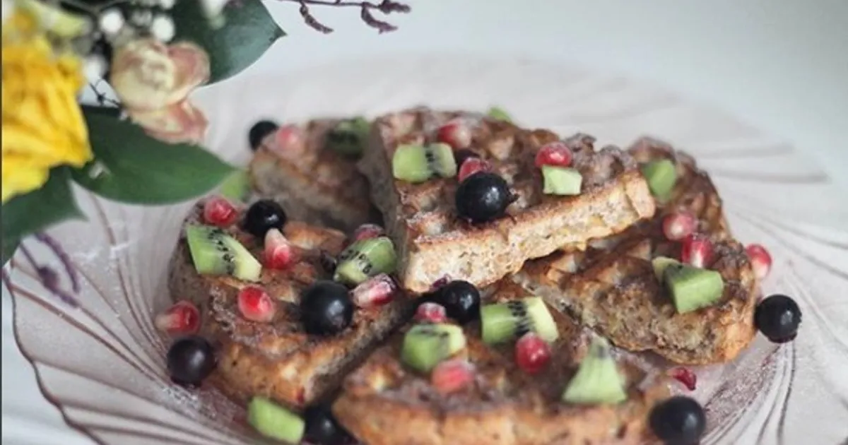 Ванильно-кокосовые вафли с творожной начинкой и кусочками фруктов #пп ...
