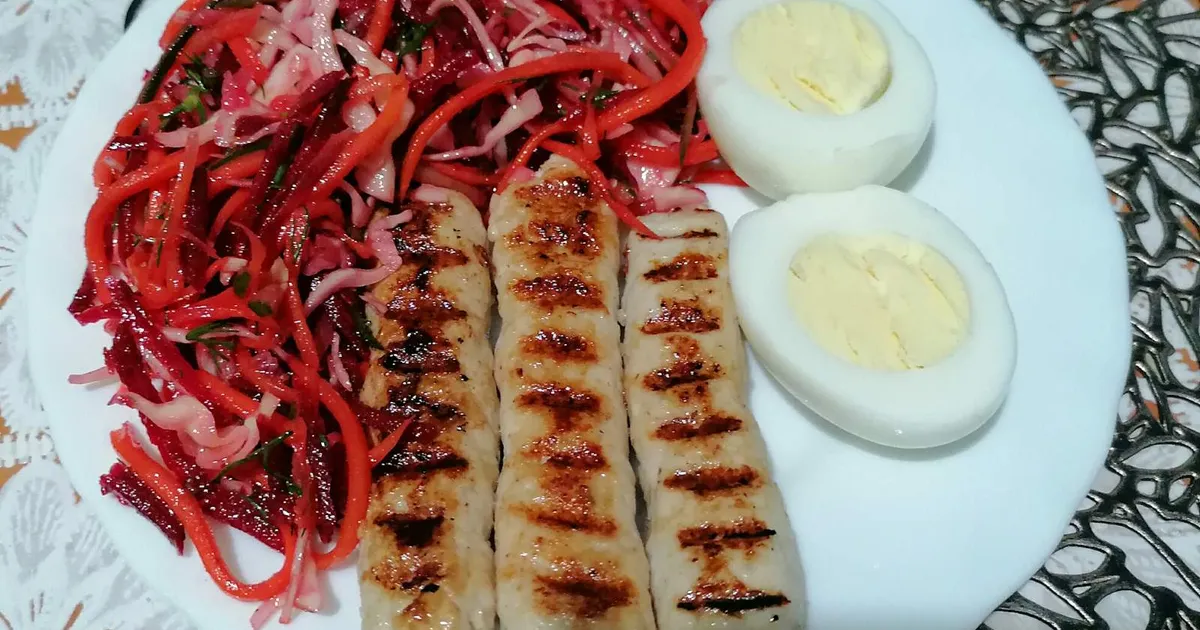 Домашние сосиски диетические из куриной грудки рецепт с фото пошаговый ...