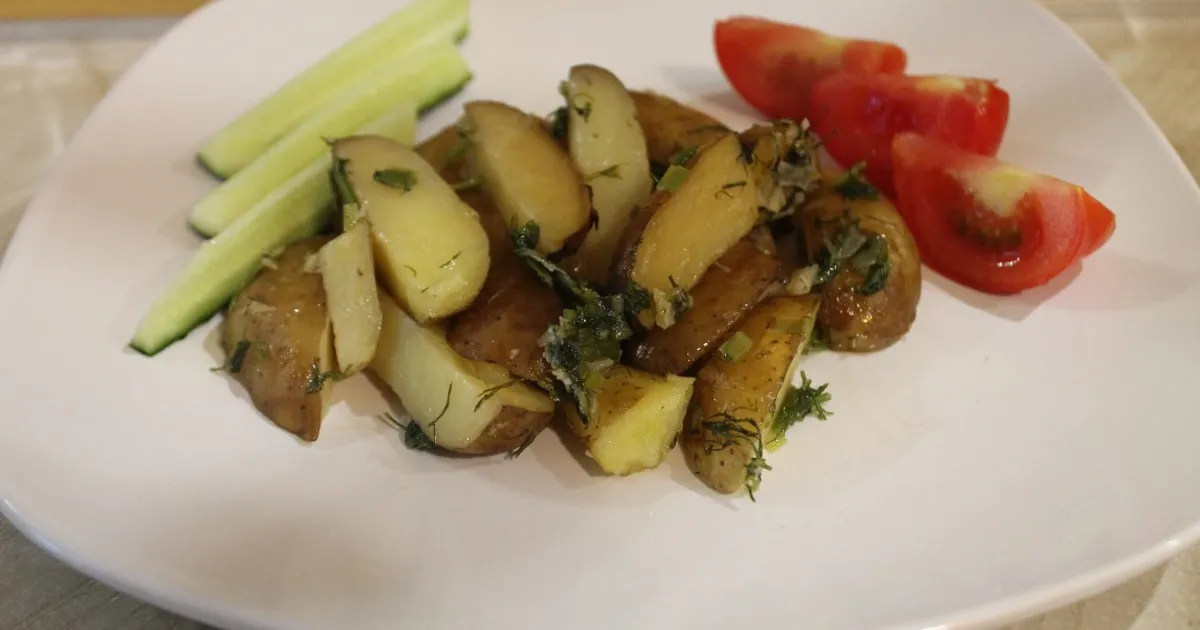 Картофель по-деревенски с чесночным соусом - рецепт автора Nikos Kostenko